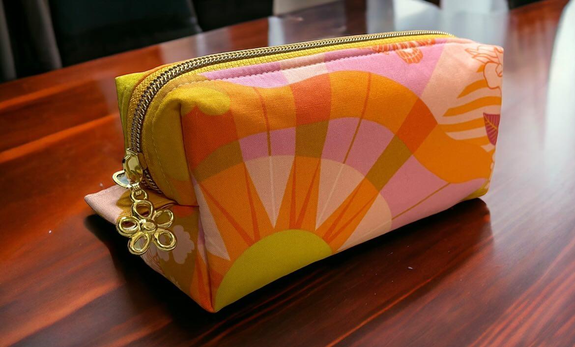 Bilby Pouch sewing pattern, boxy pouch pdf pattern, bonus mini cube pa ...